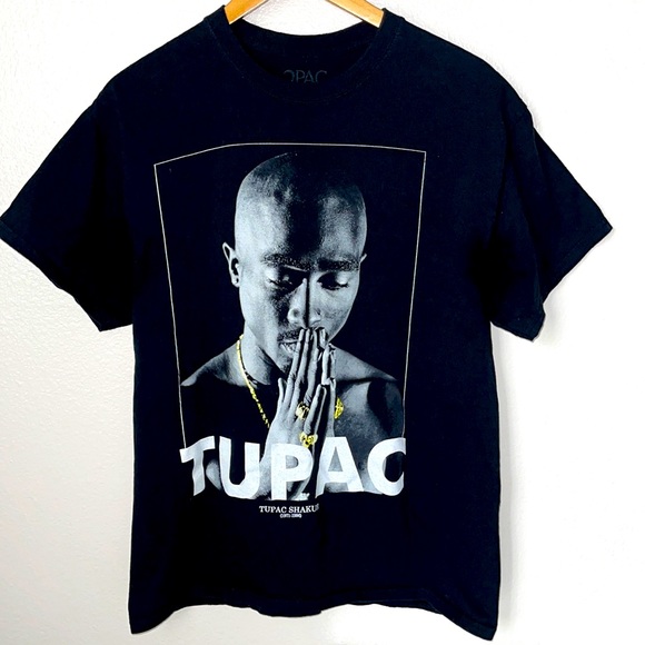 2Pac | Tops | Tupac Shakur 2pac Praying Hands 7 Graphic Tee L Unisex ...